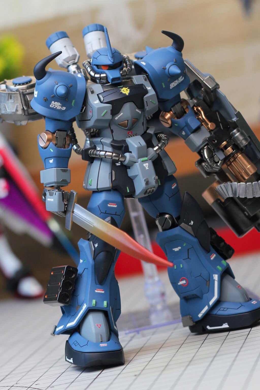 hrzgundamworks.com - Your #1 Customized Gunpla Builder