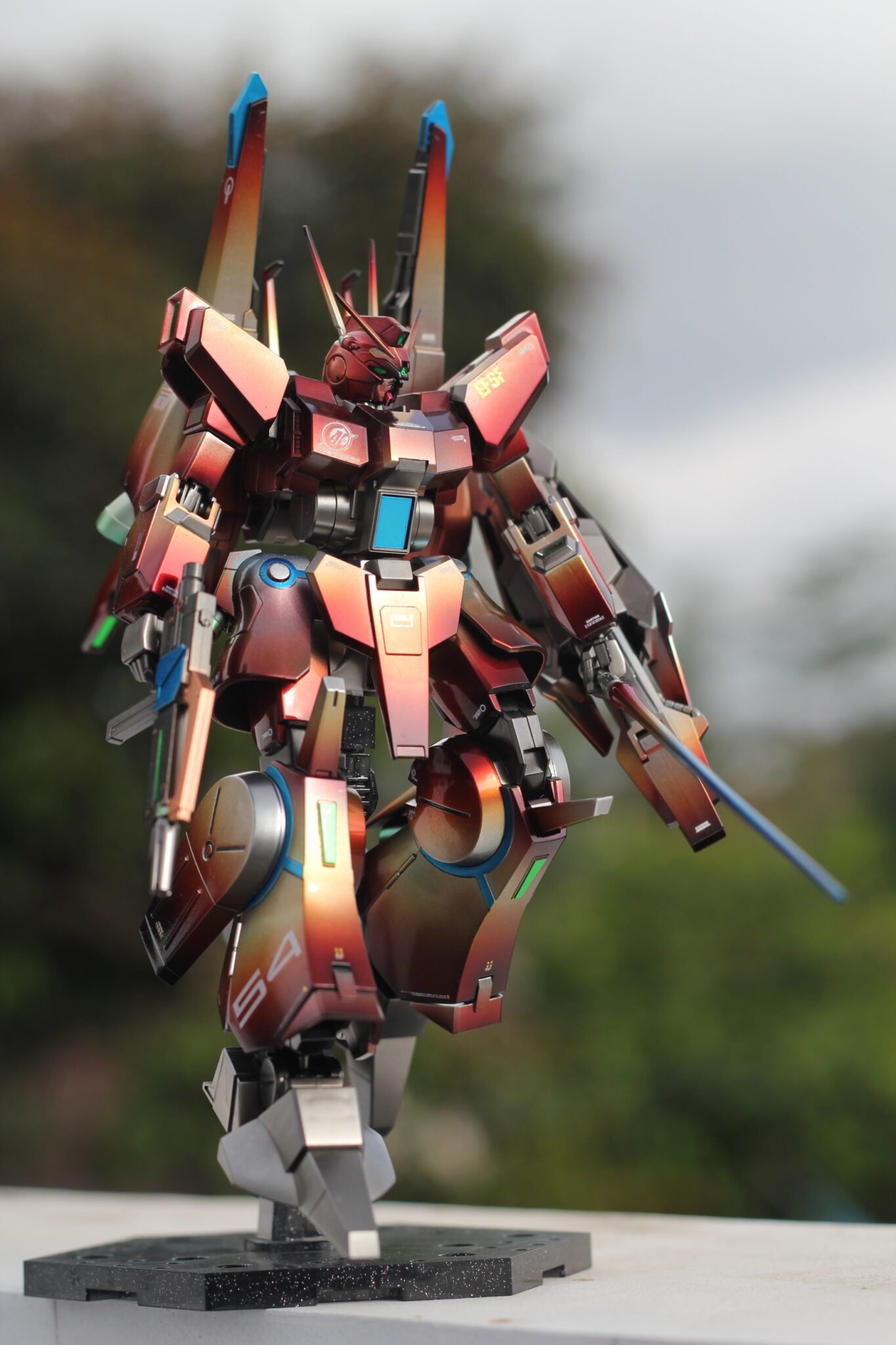hrzgundamworks.com - Your #1 Customized Gunpla Builder